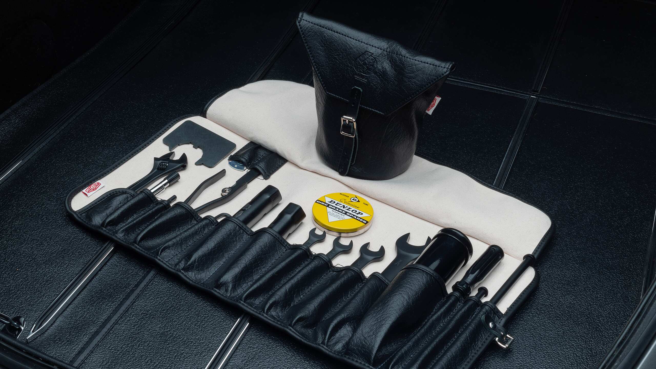 E-Type 60 Collection | Jaguar